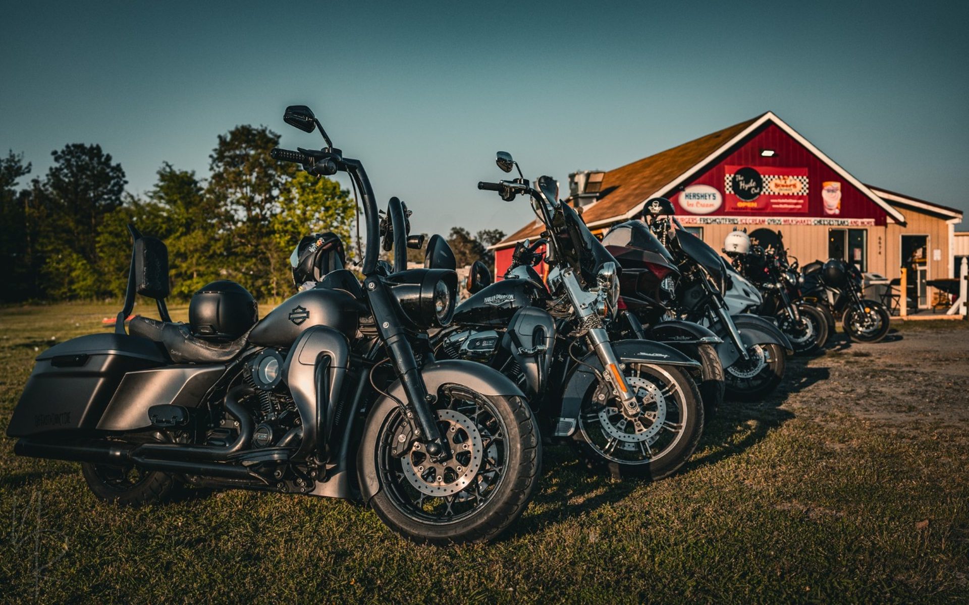 Our Story | The Hyde Out Grill